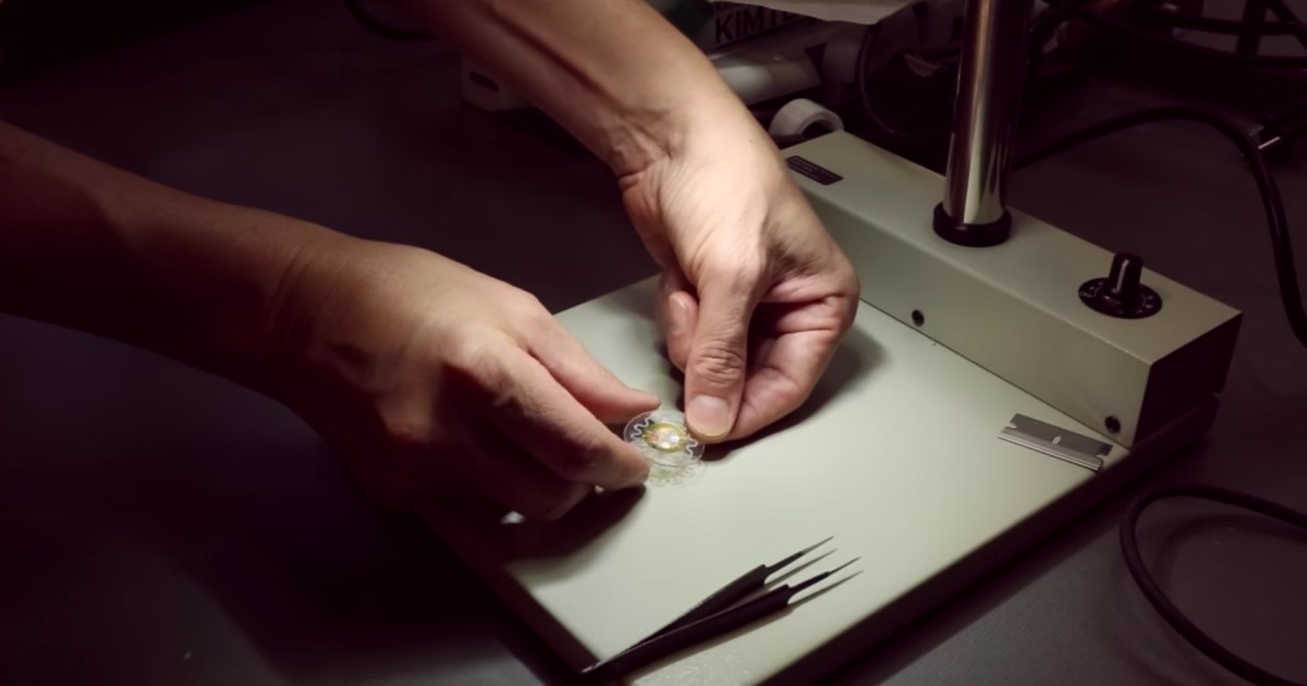 Researchers develop bio-integrated lab for sweat analysis ...