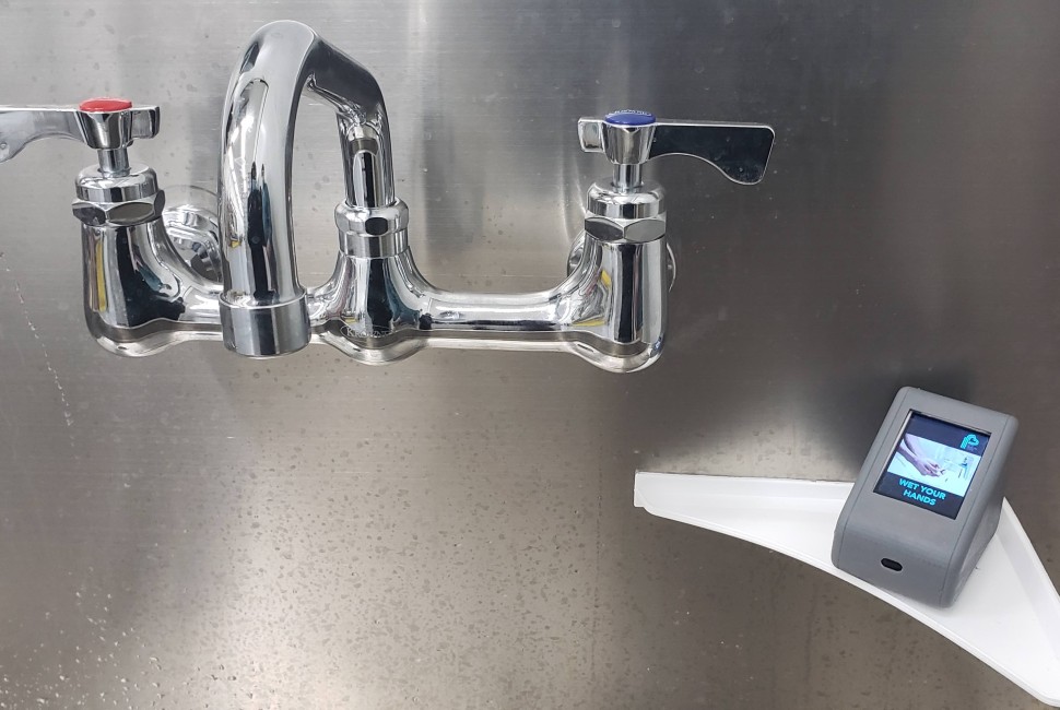 How a Northwestern student startup is revolutionizing handwashing ...