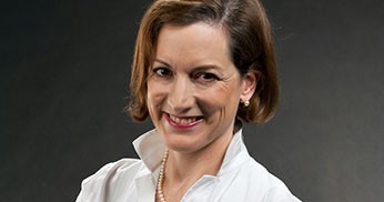Pulitzer Prize-winning historian and journalist Anne Applebaum to ...