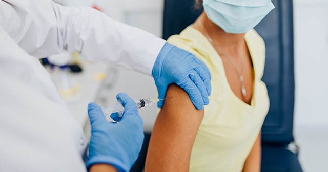 What you need to know about the COVID-19 vaccine and Northwestern ...