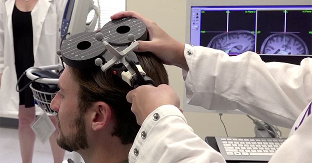 Brain stimulation boosts memory replay, accuracy - Northwestern Now