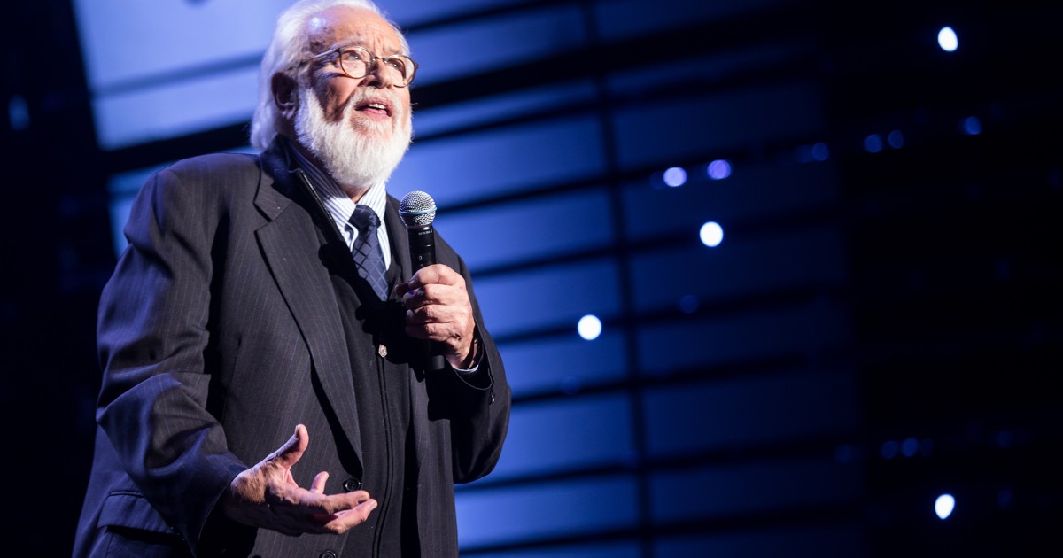 Remembering Frank Galati, award-winning writer, director and actor ...