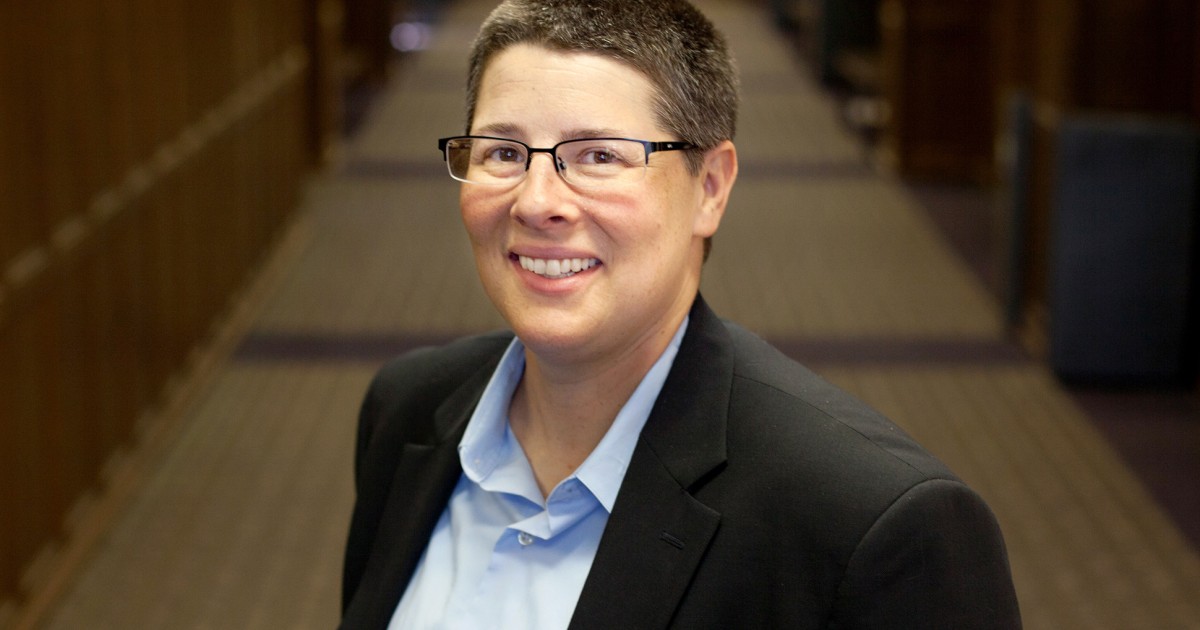 Sarah B. Lawsky receives 2024 Walder Award - Northwestern Now